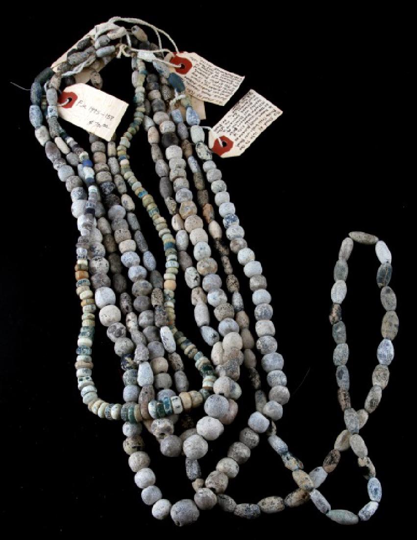 17TH CENTURY INDIAN BURIAL SITE DUG TRADE BEADS