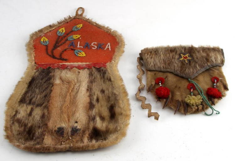Beaver And Elk Dew Claw Native Inuit Bead Fur Bag
