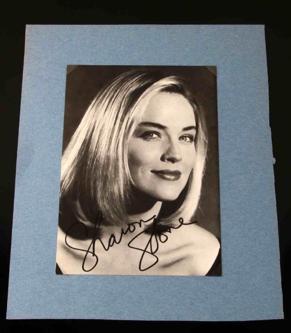 SHARON STONE BASIC INSTINCT ACTRESS AUTOGRAPH