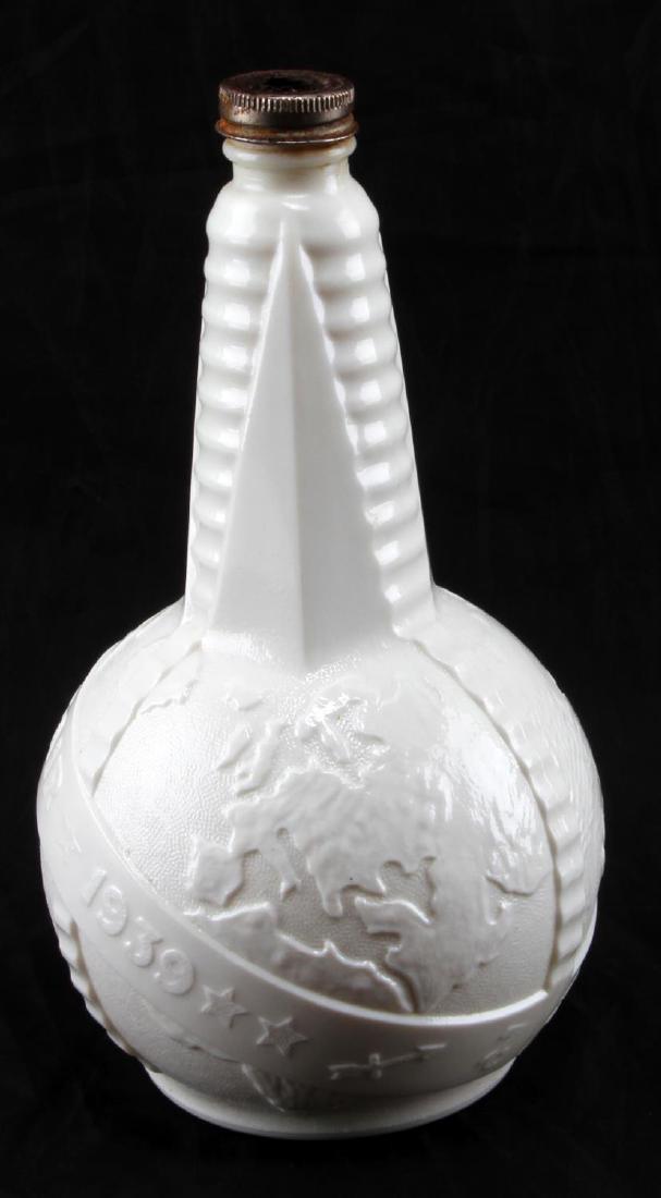 CERAMIC 1939 NEW YORK WORLDS FAIR BOTTLE