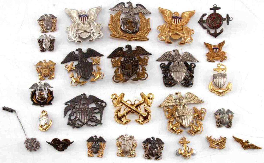 US NAVY & MERCHANT MARINE HAT BADGE LOT OF 26