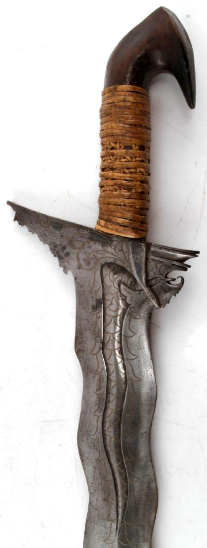 ANTIQUE KRIS BLADE MORO PHILIPPINE SWORD