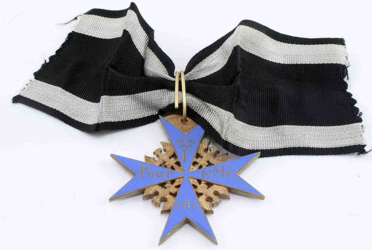 Wwi German Pour Le Merite Blue Max Decoration