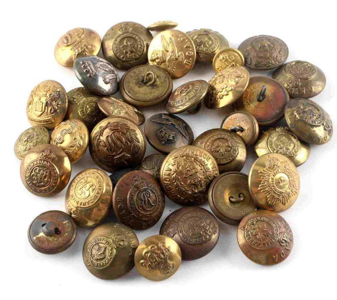 37 Boer War Wwii Canadian British Uniform Buttons