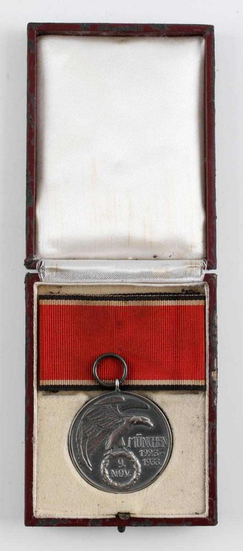 Wwii German Blood Order Cased Medal W Ribbon