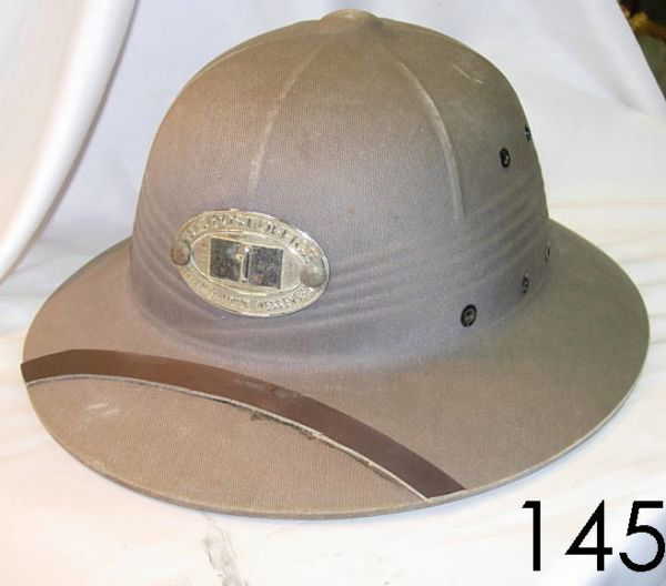 60145: VINTAGE POST OFFICE HAT 1940-50 PITH HELMET W BA