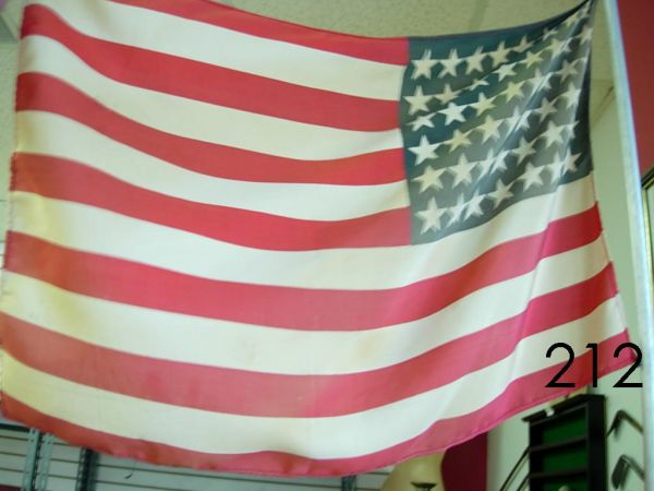 60212: WWII DESK FLAG 48 STAR DESK FLAG ON STAND