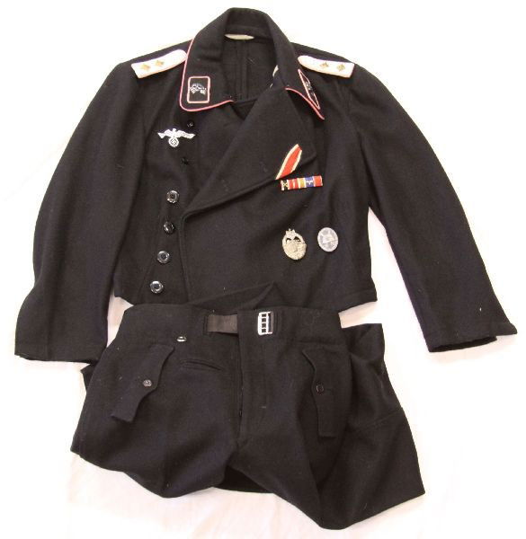 SPURIOUS WWII GERMAN SS PANZER UNIFORM