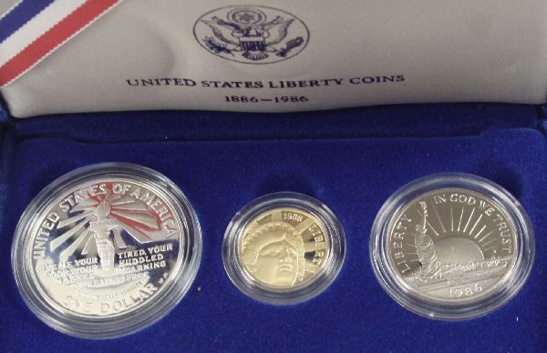 1986 Us Liberty Three Coin Set Gold $5 Silver $1