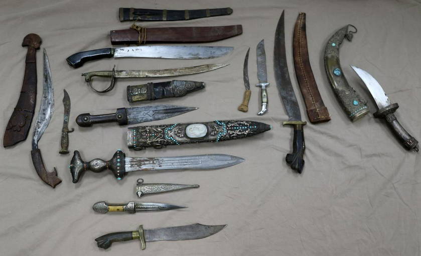 12 World Knife Bolo Dagger Middle East Blade Lot