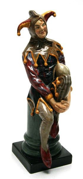 ROYAL DOULTON PORCELAIN THE JESTER FIGURINE