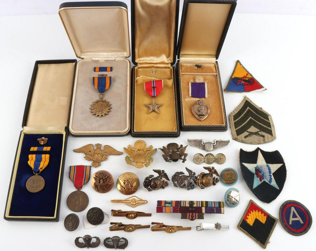 Wwi Wwii Vietnam Usmc Ega Medal Patch Insignia Lot Auction