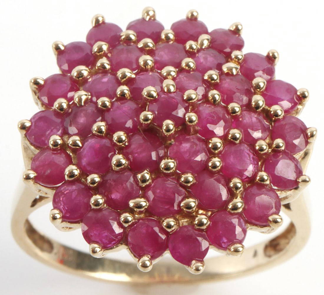 10k Yellow Gold Ruby Cluster Cocktail Ring Auction