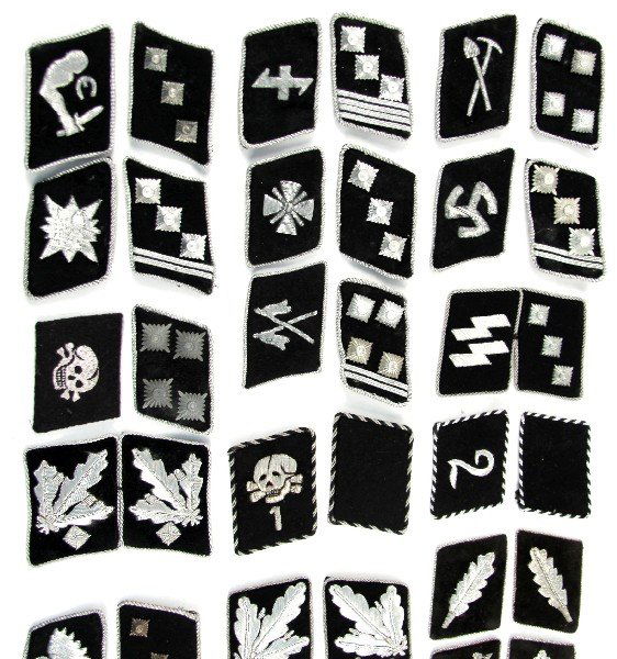 38 WWII SS COLLAR INSIGNIA DEATH HEAD AND RANK : Lot 9432