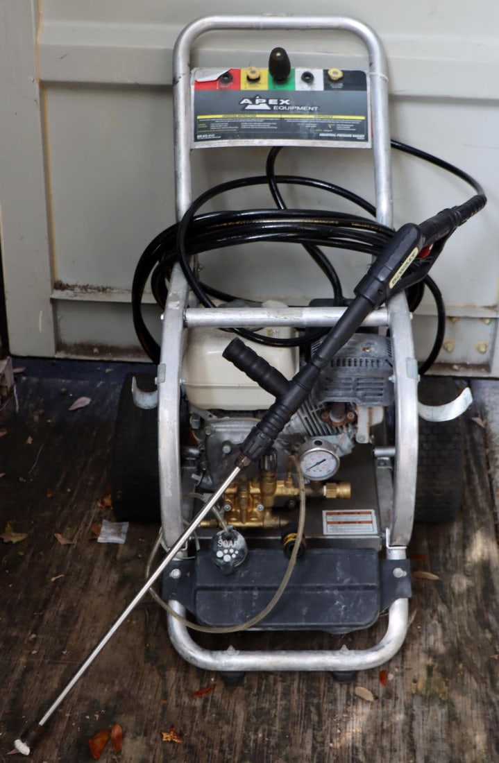 Apex Pw3000 Industrial Pressure Washer Used