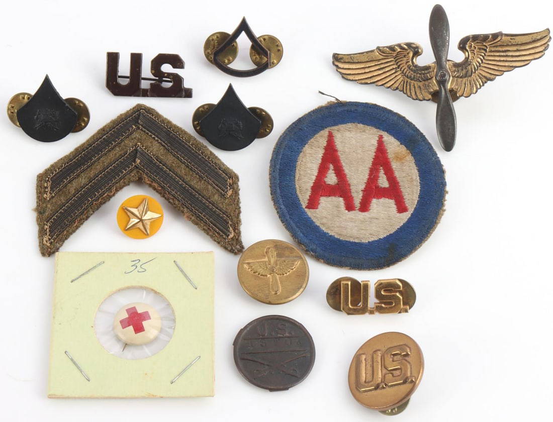 Wwi Wwii Us Pilot Wings Collar Pins Insignia Auction