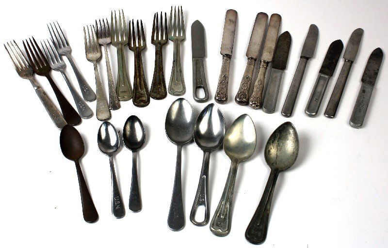 26 PIECE US WWI & WWII FLATWARE US USN USMC - Sep 09, 2012 | Affiliated ...