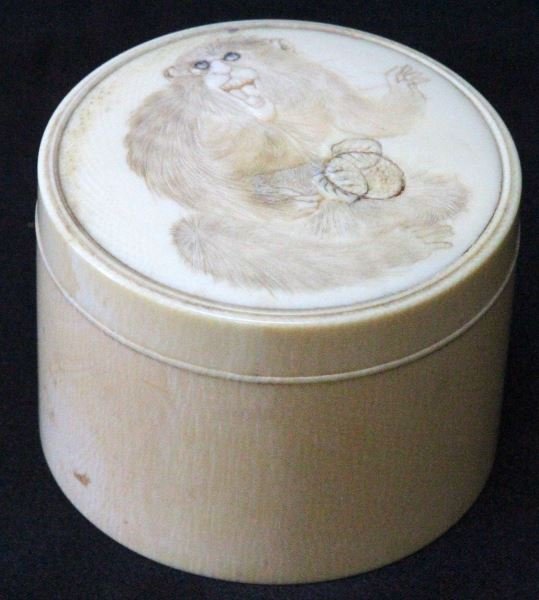 ANTIQUE ELEPHANT IVORY MACAQUE MONKEY TRINKET BOX