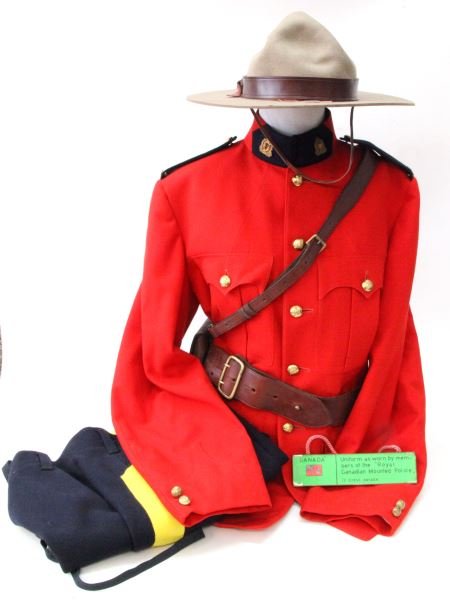 Rcmp Uniform : Rcmp Officer Uniform High Resolution Stock Photography ...