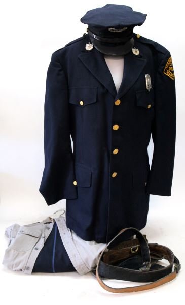 HAGERSTOWN MD. 1960'S POLICE FULL UNIFORM - Sep 20, 2014 | Affiliated ...