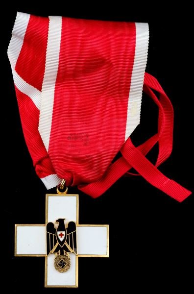 WWII ENAMEL GERMAN RED CROSS MEDAL WITH RIBBON