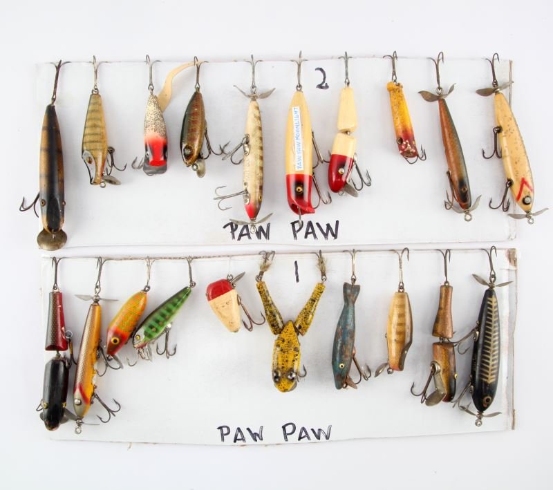20 VTG PAW PAW FISHING LURES WOTTA FROG WOBBLER