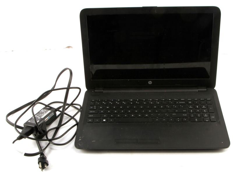 HP BLACK 15.6'' AMD LAPTOP 4GB RAM 500GB WINDOWS 8