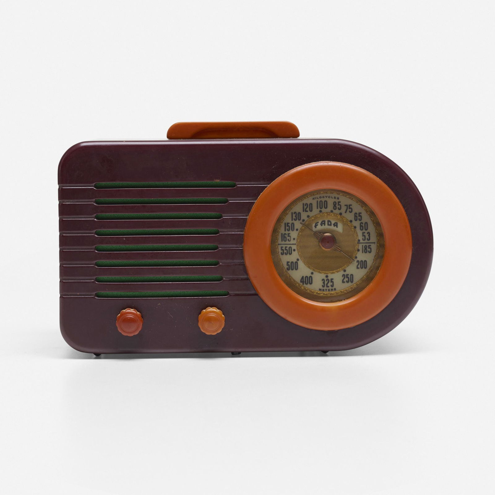 Fada, Bullet radio, model 1000 - Jul 30, 2020 | Wright in IL