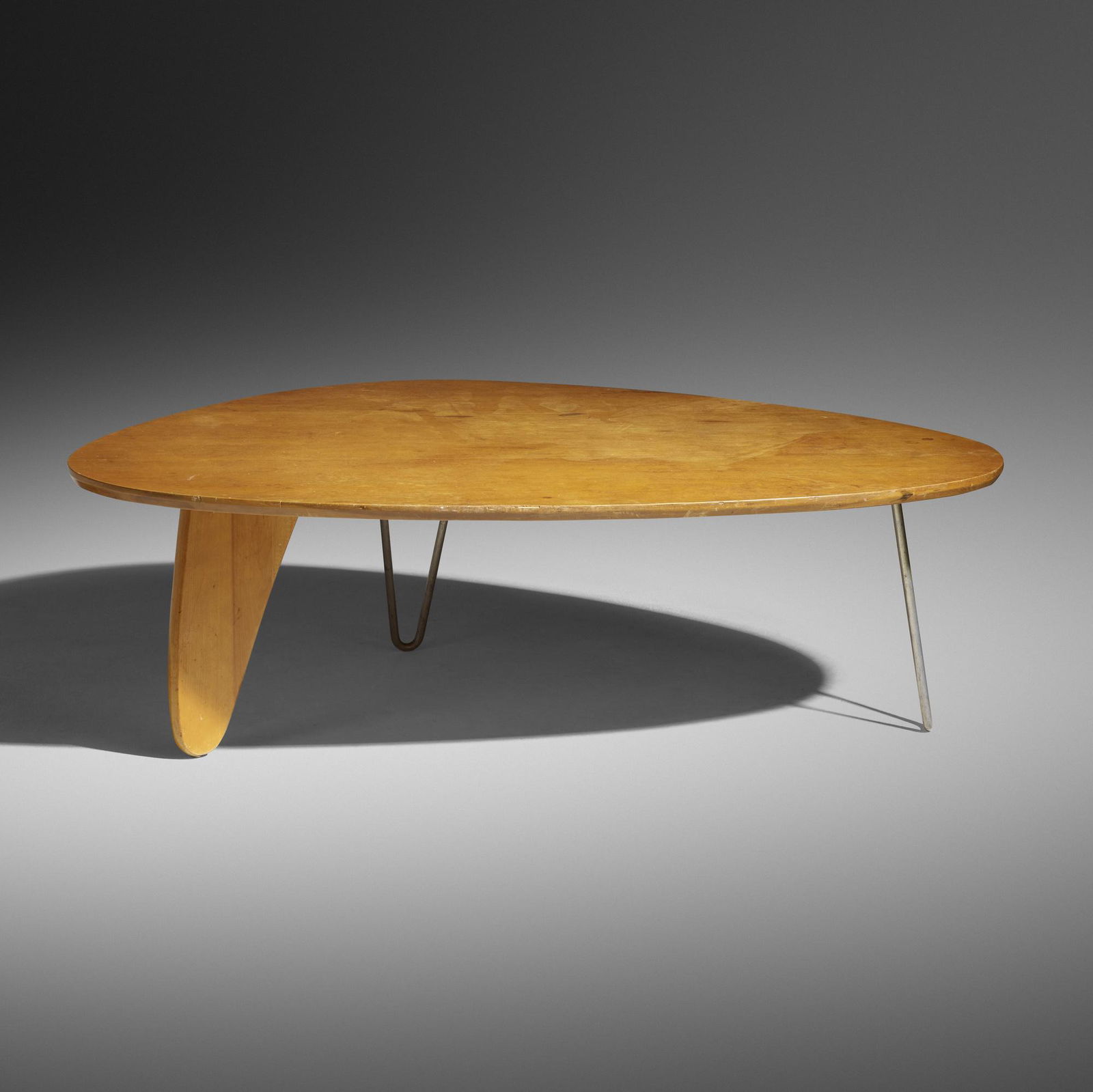 Isamu Noguchi, Rudder coffee table, model IN-52 - Jun 10, 2021 | Wright ...