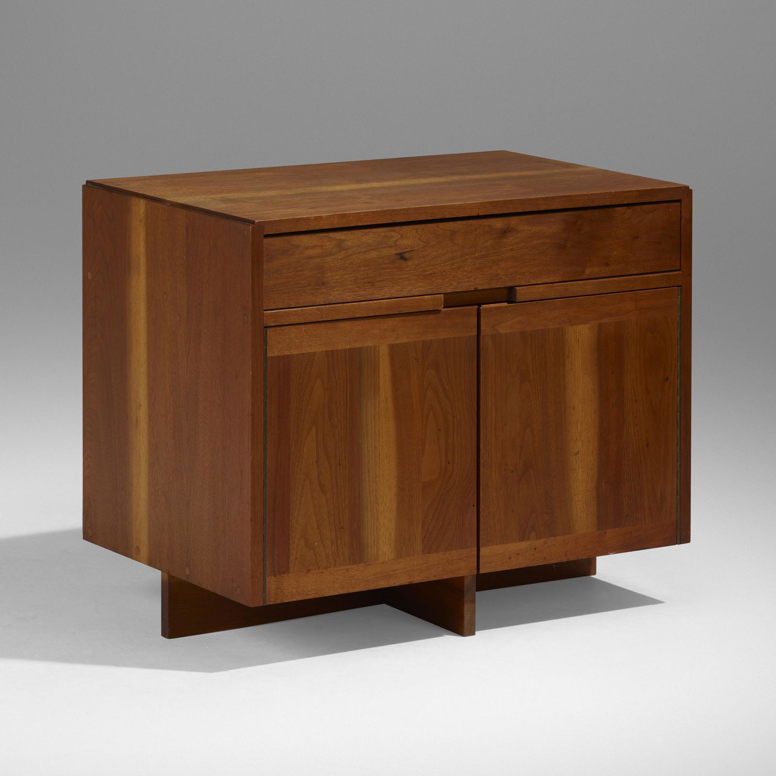 George Nakashima, Cabinet Auction