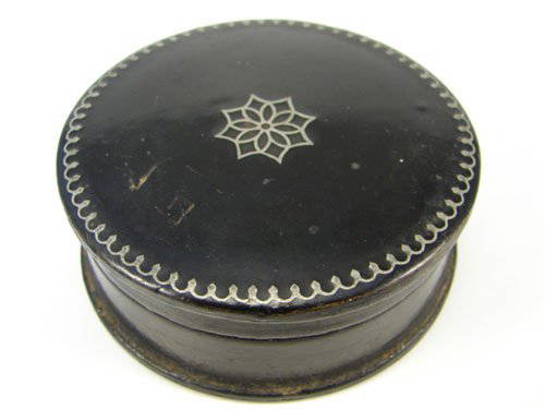 Antique Paper Mâché Patch Box With Pewter Inlay. 1"