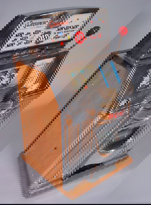 4023: "Jennings" Vintage Slot Machine with brass Native