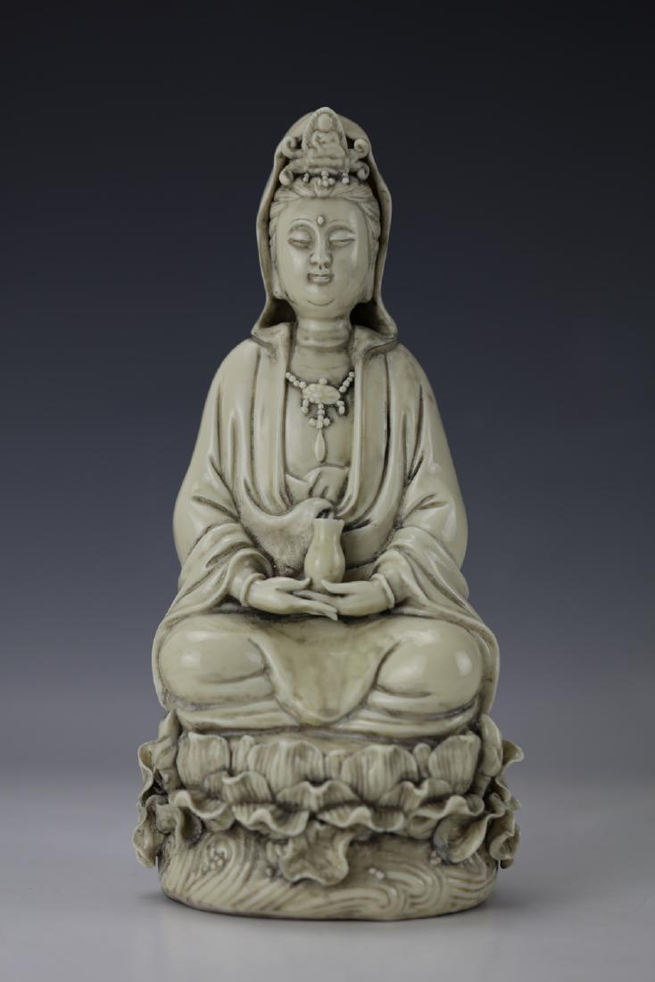 A Chinese Blanc-de-Chine Pocelain Guanyin Figure - Jul 27, 2019 | China ...