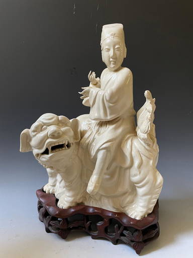 A Chinese White Glazed Porcelain Figure - Oct 29, 2022 | China Luban ...
