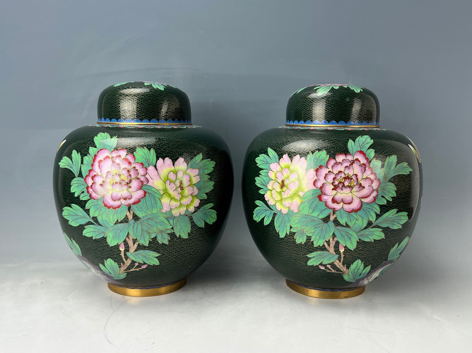 Pair Of Vintage Chinese Jingfa Cloisonne Jar With Cover - Jun 28, 2025 ...