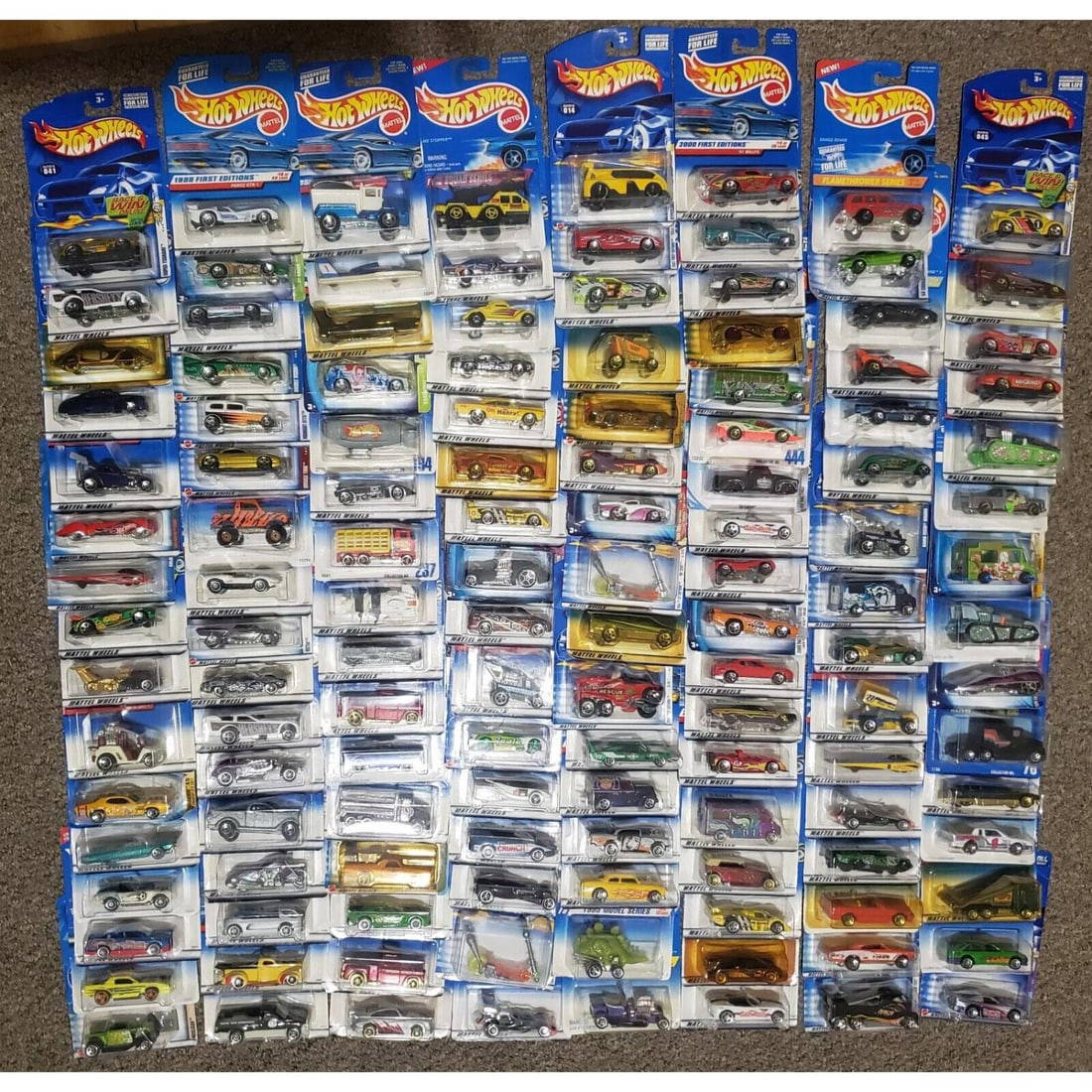 Lot Of 100+ Hot Wheels Auction