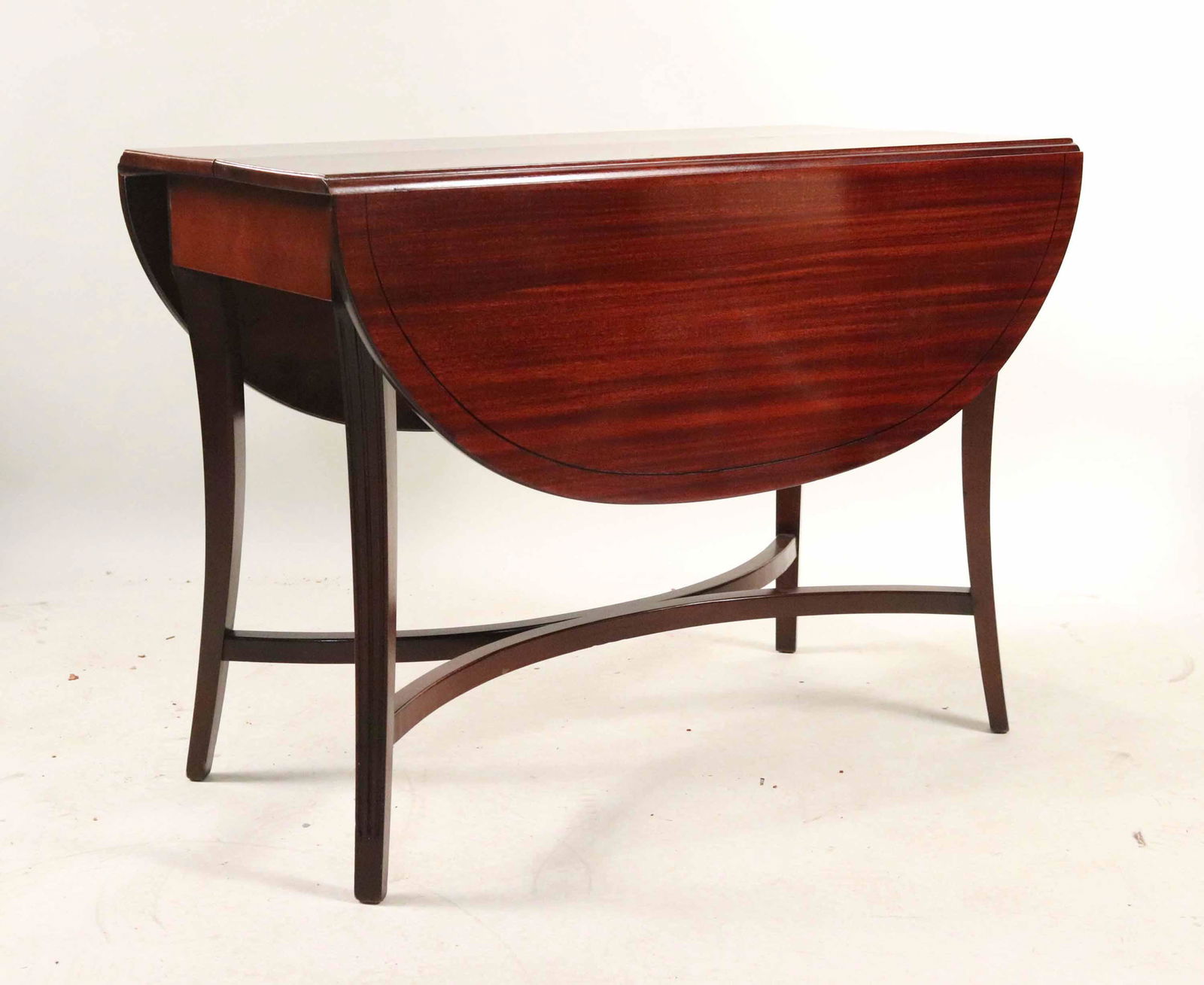 Mahogany Drop-Leaf Extension Dining Table - Oct 30, 2020 | Nye ...