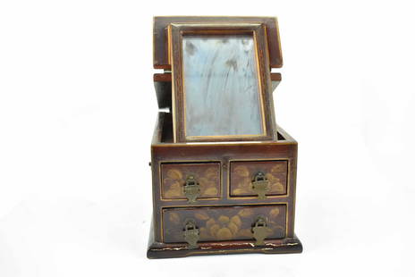 Japanese Satsuma Dresser Box