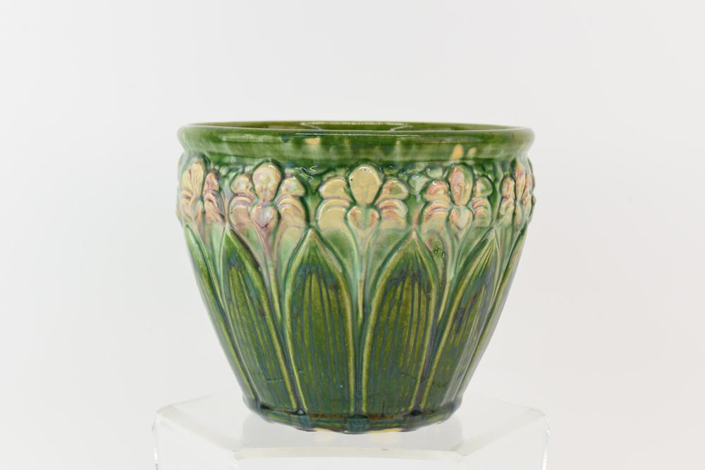 Art Pottery Green Floral Jardiniere Planter - Oct 06, 2022 | Nye ... Art Pottery Green Floral Jardiniere Planter - Oct 06, 2022 | Nye ...