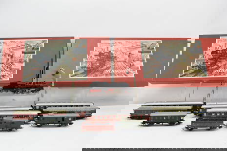 Marklin Train Set: Locomotive / Cars / Track / Components.