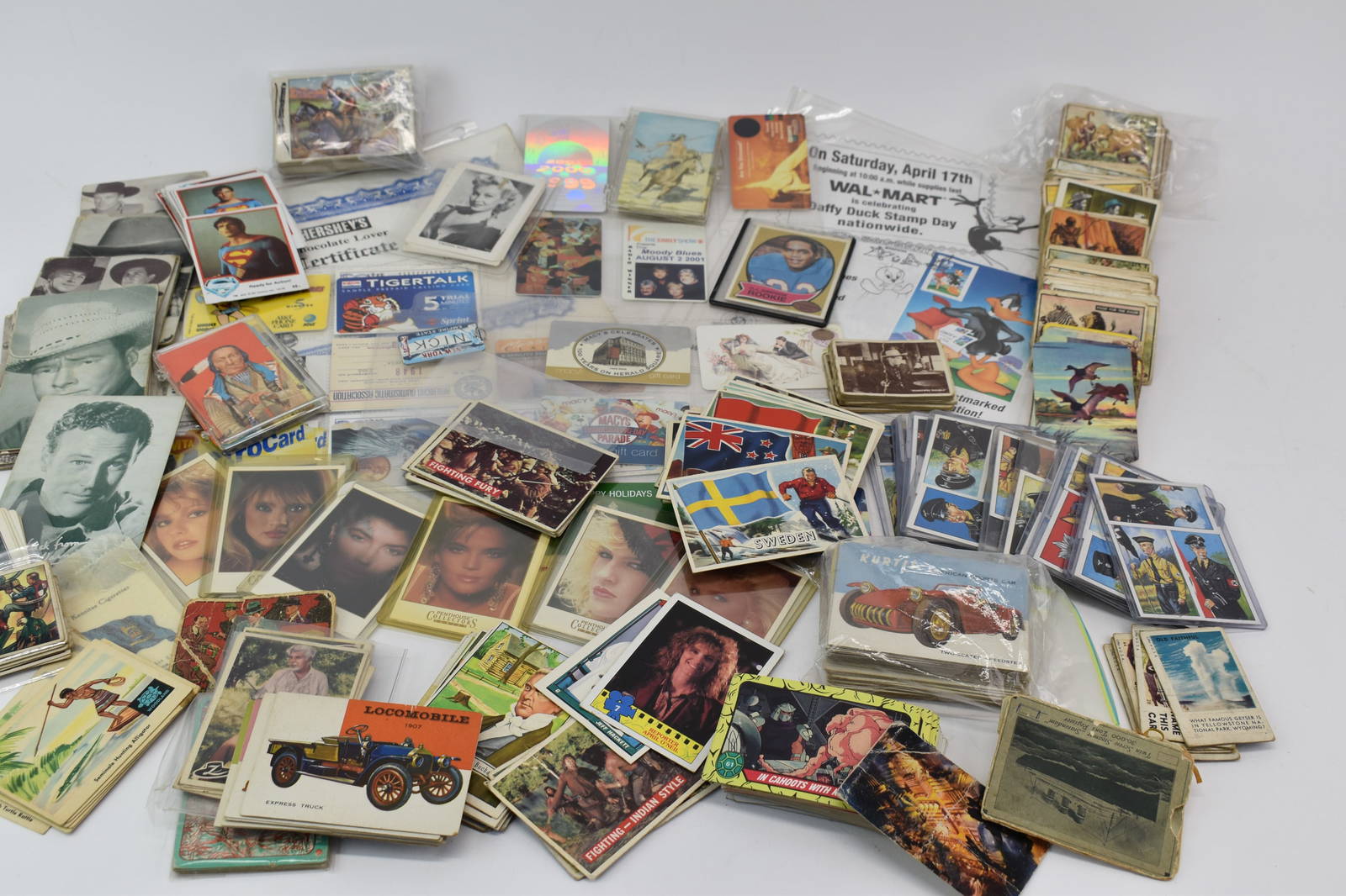 Group Of Assorted Collectors Cards And Ephemera Auction