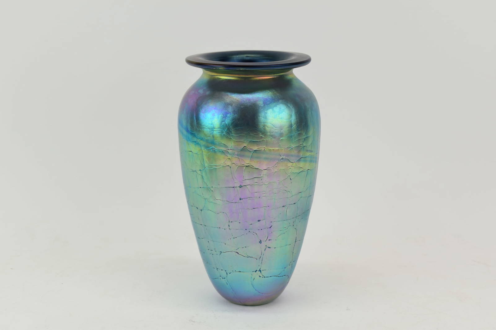Eickholt Glass Studio Iridescent Art Glass Vase Auction