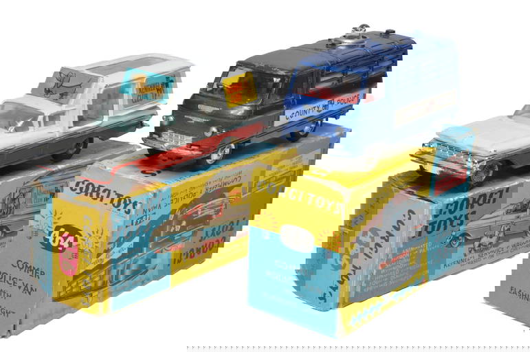 Corgi Duo Including No. 464 Commer Police Van Plus No. 486 Kennel ...