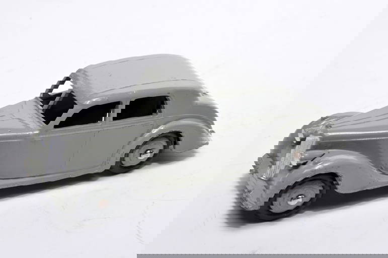 Dinky No. 40a/158 Riley Saloon. Single Issue Is In Grey, With Grey Hubs ...