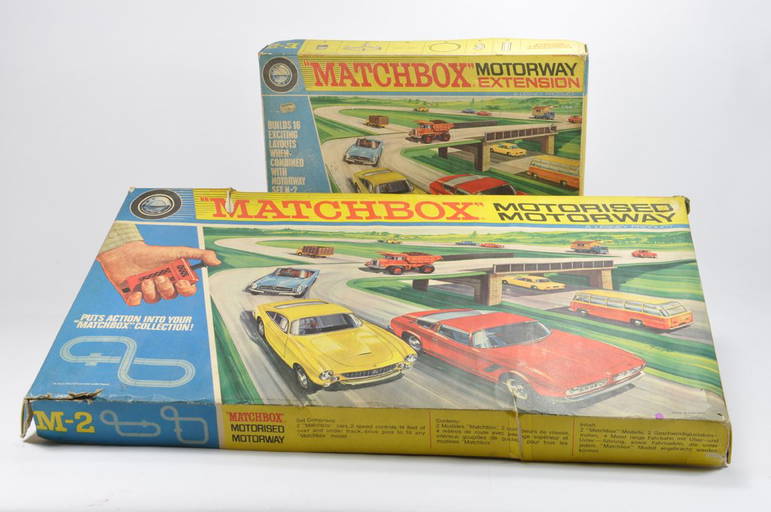 Matchbox Motorway M 2 Set Plus Motorway Extension.