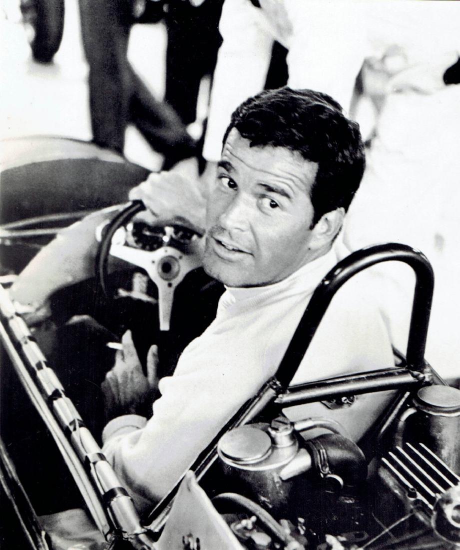 1966 "grand Prix"actor James Garner In Racing Car Photo