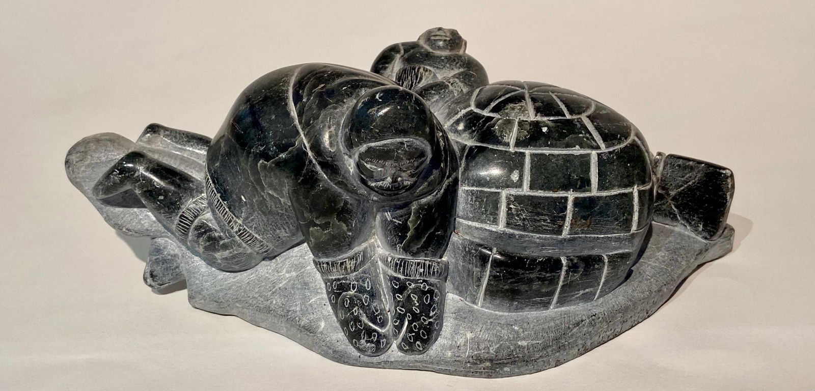 Alaskan Inuit Stone Carving BUILDING IGLOO, Simon Pov | Barnebys