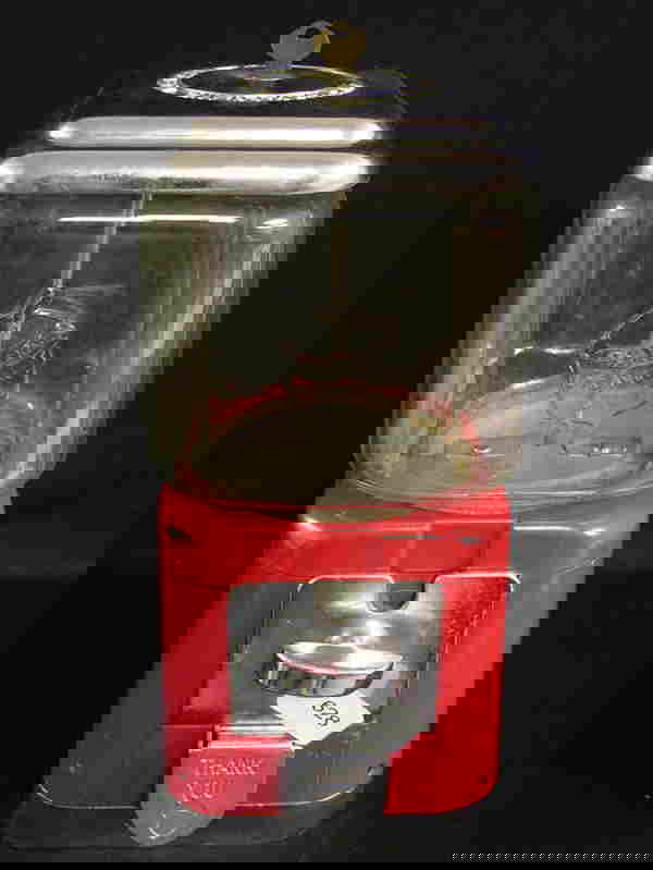 OAK ACORN 1 CENT GUMBALL MACHINE - Oct 30, 2005 | Livingston's Auction ...