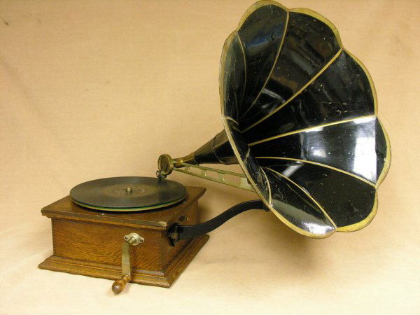 501: STANDARD TALKING MACHINE CO. PHONOGRAPH - Feb 04, 2006 ...