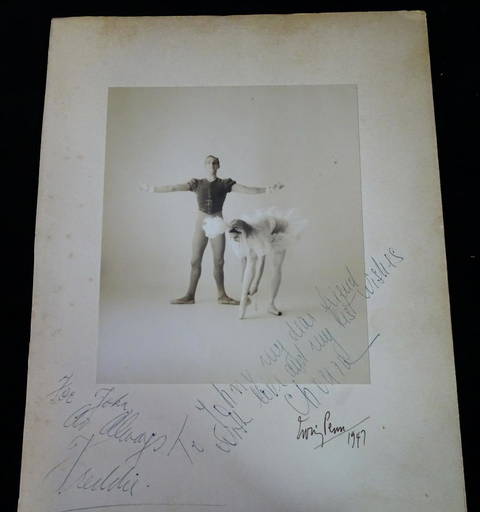 IRVING PENN AUTOGRAPH & BALLET PHOTOGRAPH 1948 13.5" X 10.5" OVERALL ...
